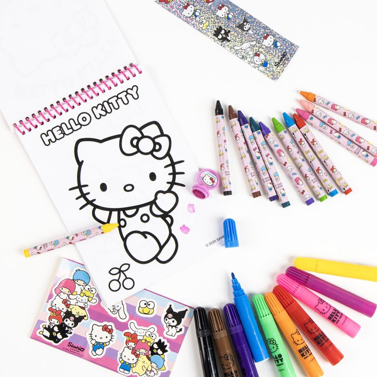 Köp Hello Kitty® Måla & Rita Set Här - Snabb Leverans - Temashop.se